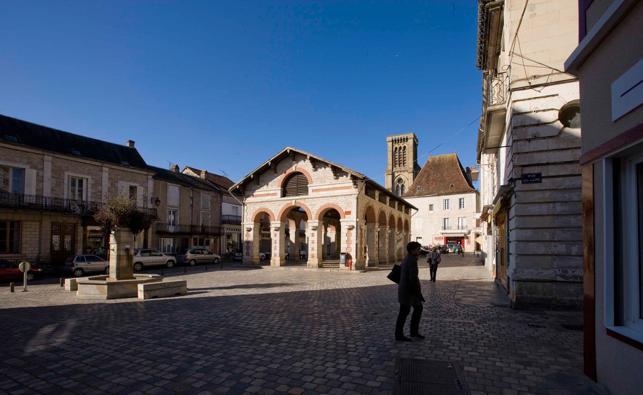 Place de la Halle à Gramat – Medialot