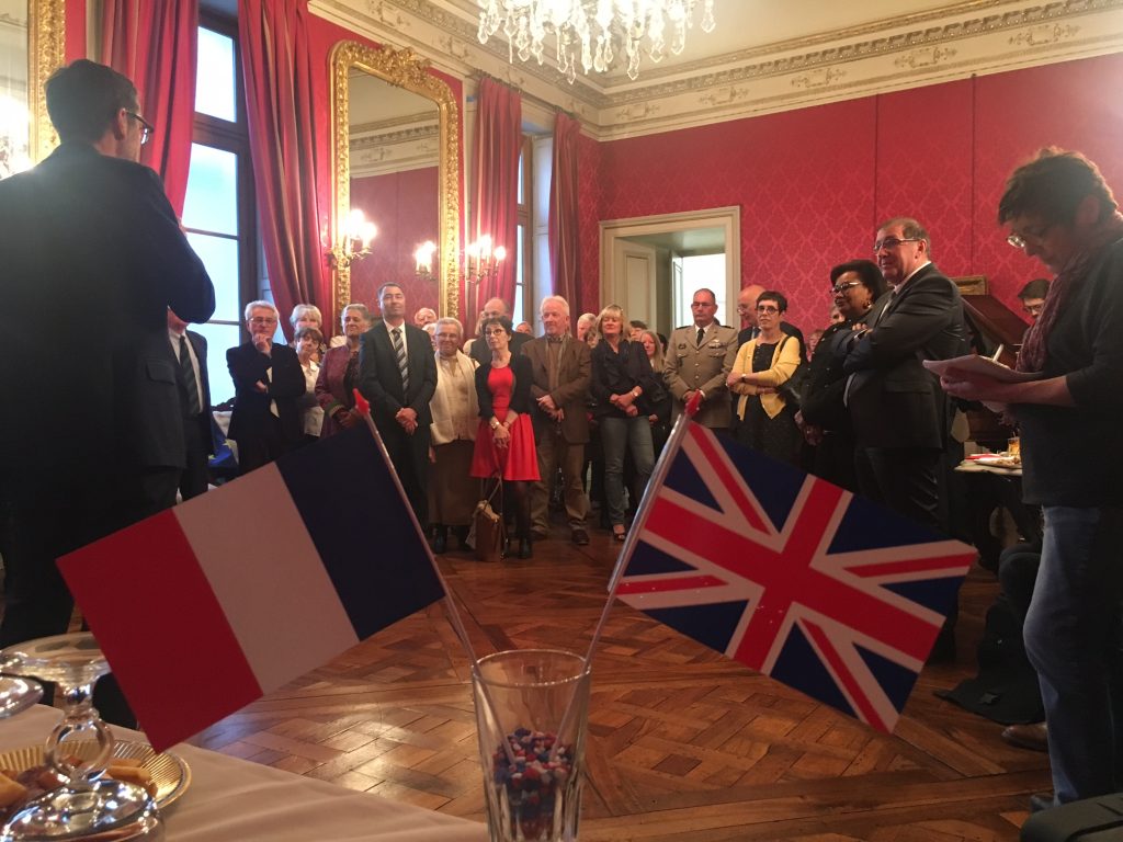 L’amitié Franco-Britannique à l’honneur à la préfecture du Lot – Medialot