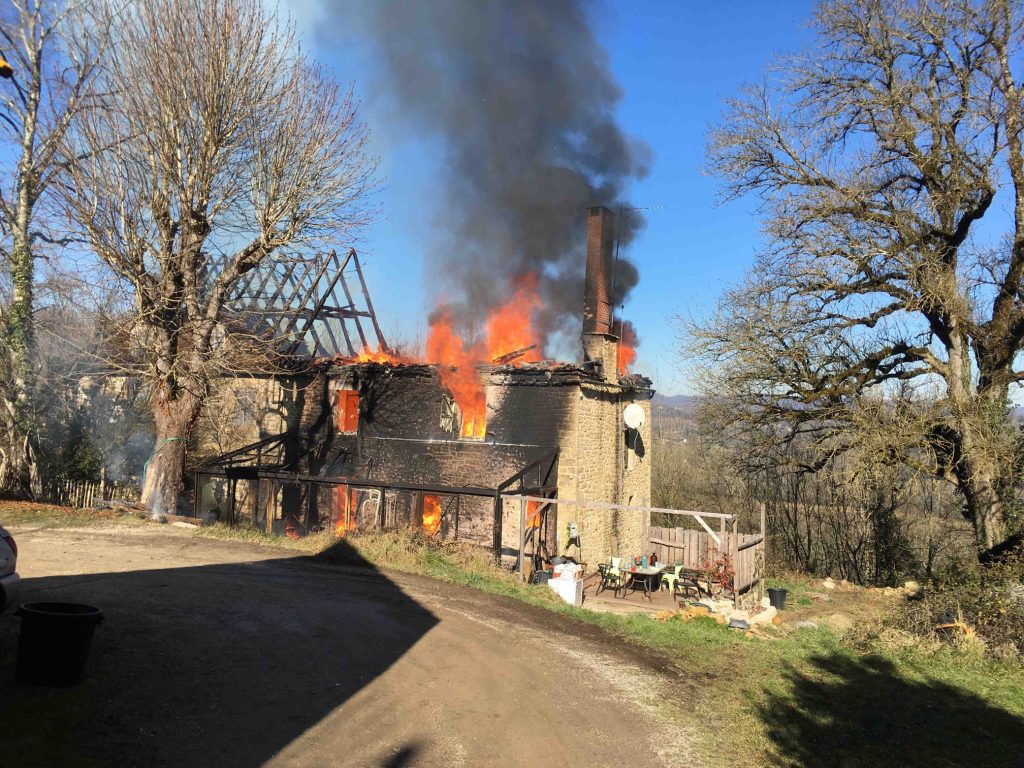 Feu de maison au Vignon-en-Quercy – Medialot