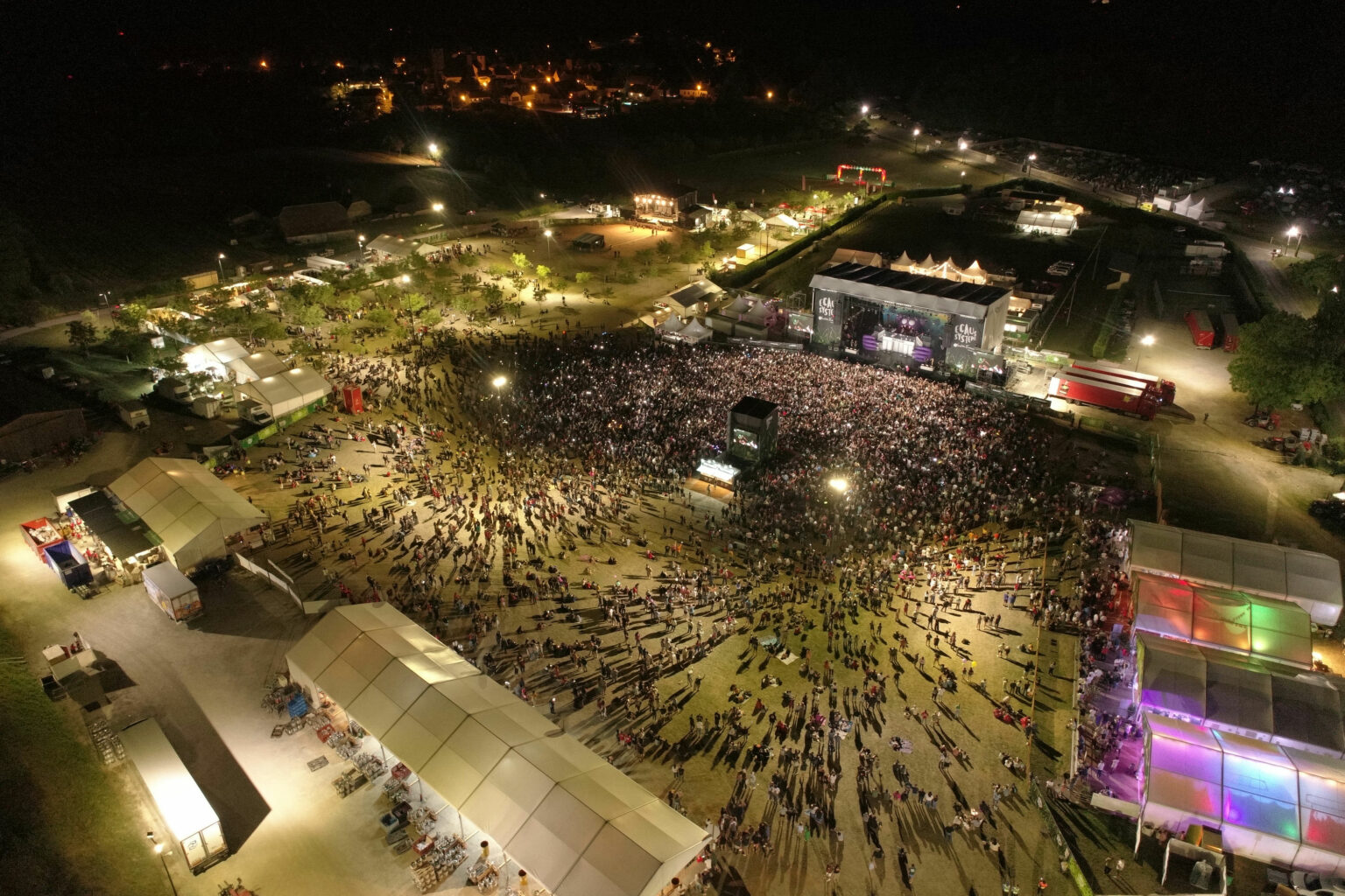 Festival Ecaussystème 2026 : Zélie, Antes & Madzes, et La Cafetera Roja ...